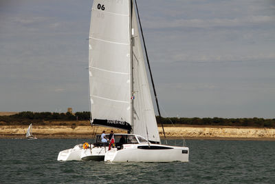 Boat Review by Multihulls World of: Catamaran Broablue Rapier 400 ...