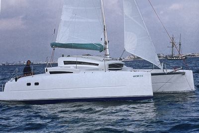 Boat Review by Multihulls World of: Catamaran Edel 33 Light ...