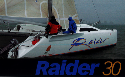 Boat Review by Multihulls World of: Catamaran Raider 30 - Multihulls World