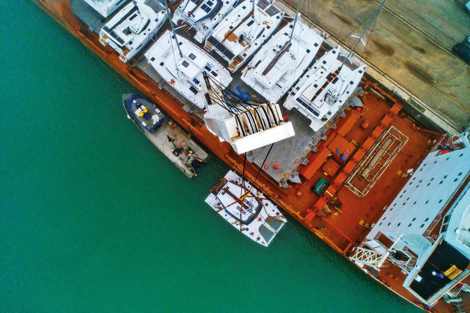 Transporting Multihulls by cargo ship - Focus on Sevenstar Yacht ...