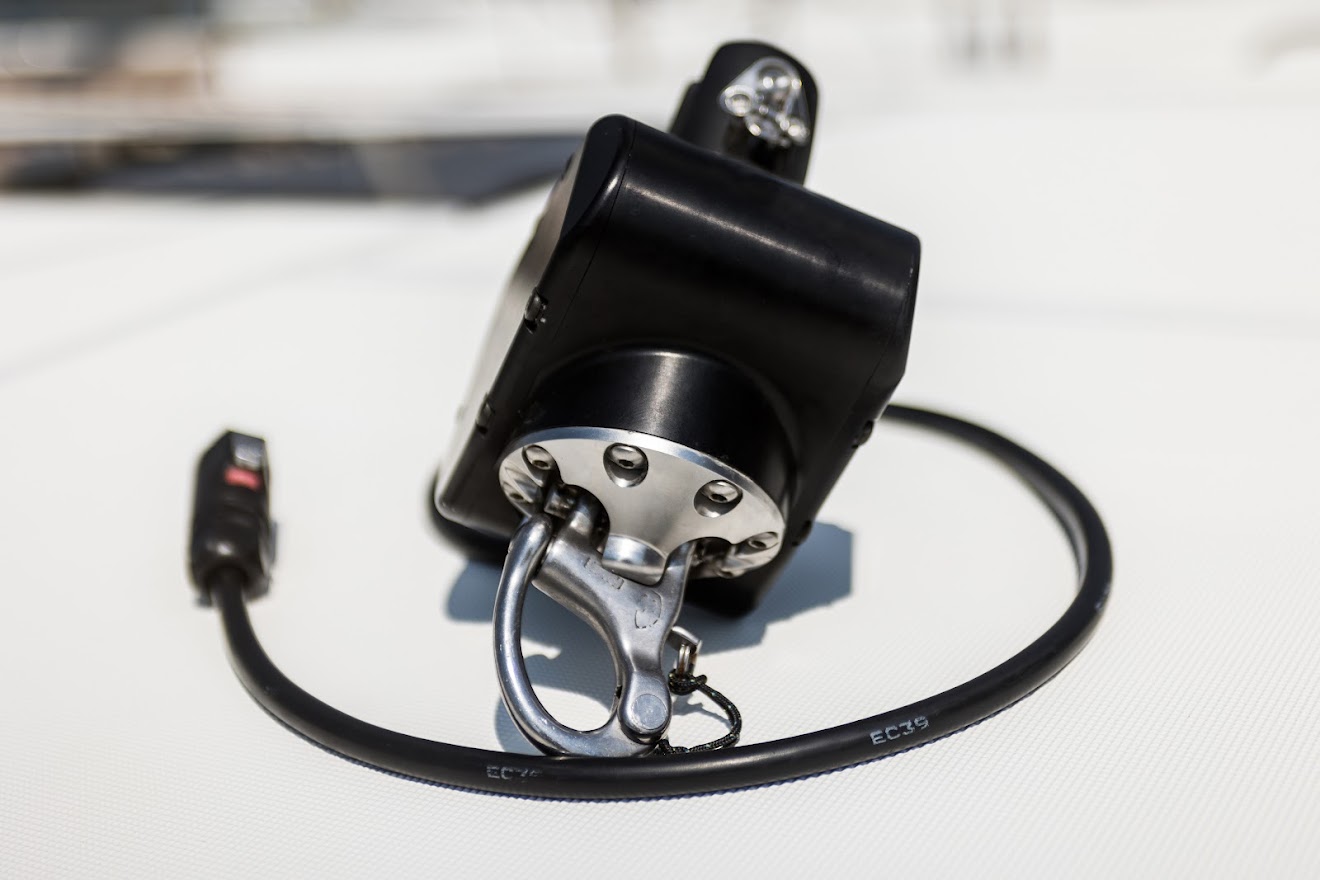 A new compact electric furler by Facnor and Profurl - - Technical ...