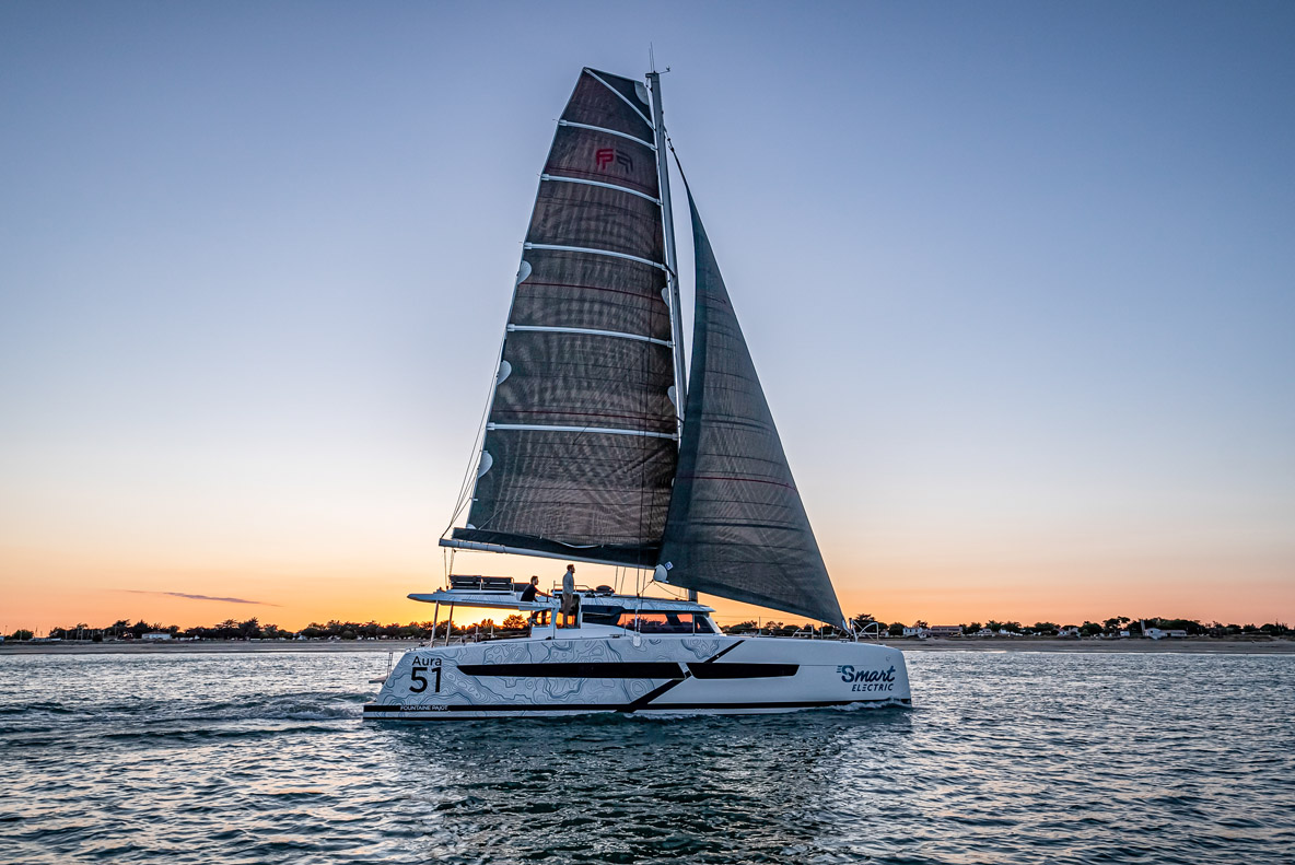 Charter - Ten Aura Smart Electrics for Dream Yacht Worldwide - Charter ...