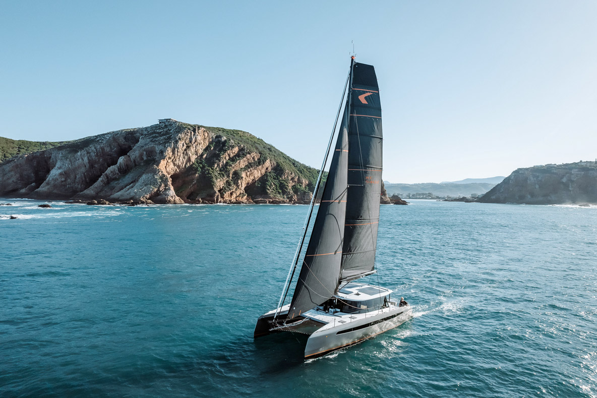 Kinetic Catamarans - A shipyard where carbon is king! - News from the ...