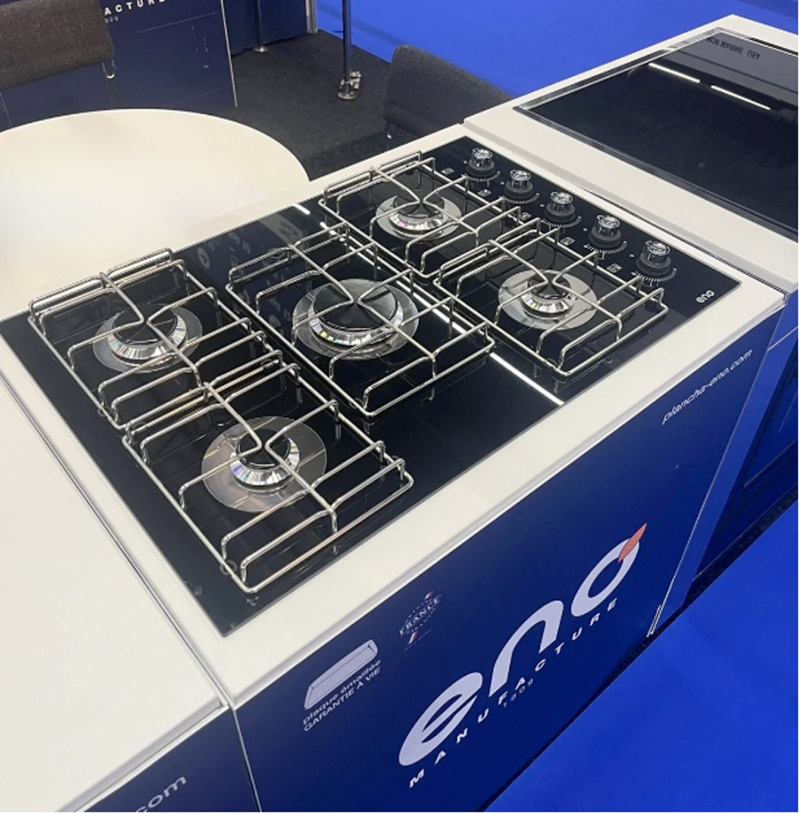 Eno Masterglass Compact and XL Stovetops - New Built-in Cooktops ...