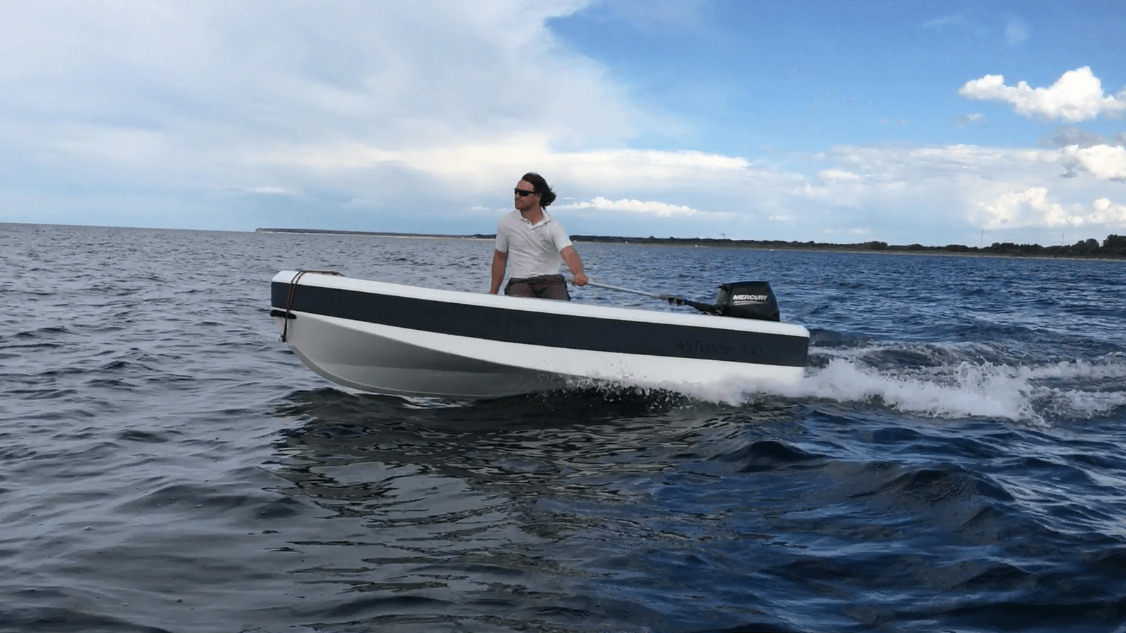 The ASTender 340 carbon - The rigid and lightweight tender - Technical ...