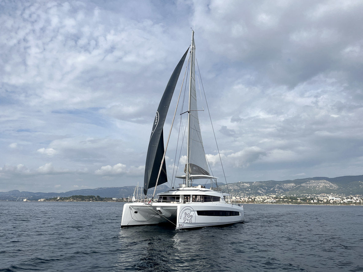 Bali 5.8 - Boat Review Teaser - News from the builders - Multihulls ...