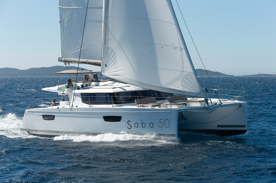 2015 MULTIHULL BUYER’S GUIDE MULTIHULLS FROM 50 TO 60 FEET - - Boat ...