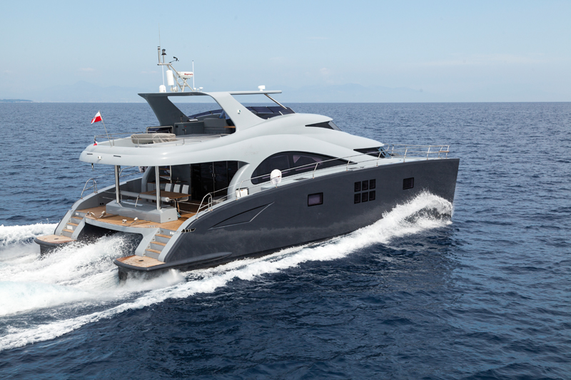 Video: boat review aboard the Sunreef Power 60 - - Catamaran ...