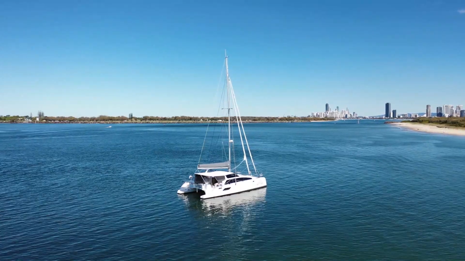 Lightwave 46 - Boat Review Teaser - Catamaran - Multihulls World ...