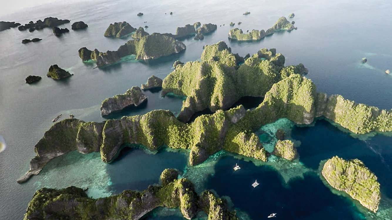 Katali: in Indonesia - - Indian ocean - Multihulls World - Multihulls World