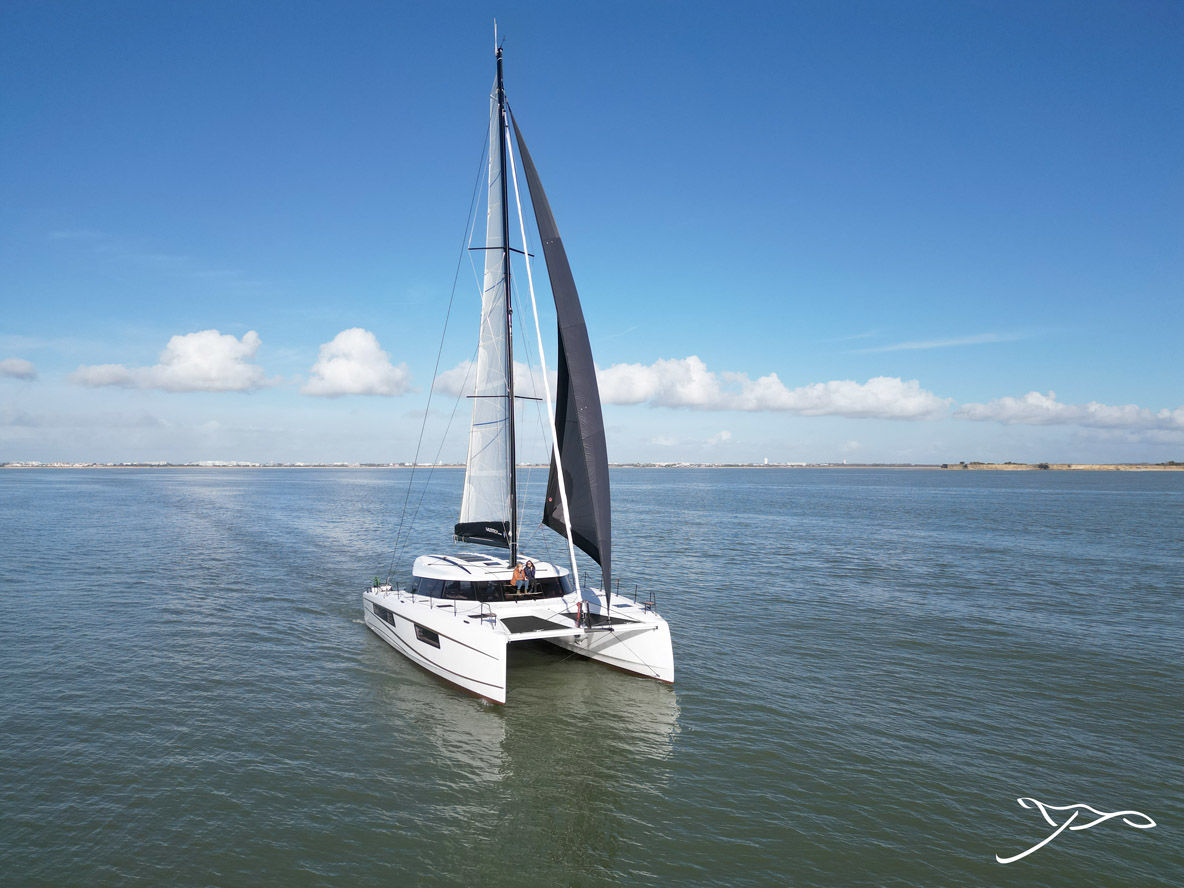 Nautitech 48 Open - Boat Review Teaser - Catamaran - Multihulls World ...