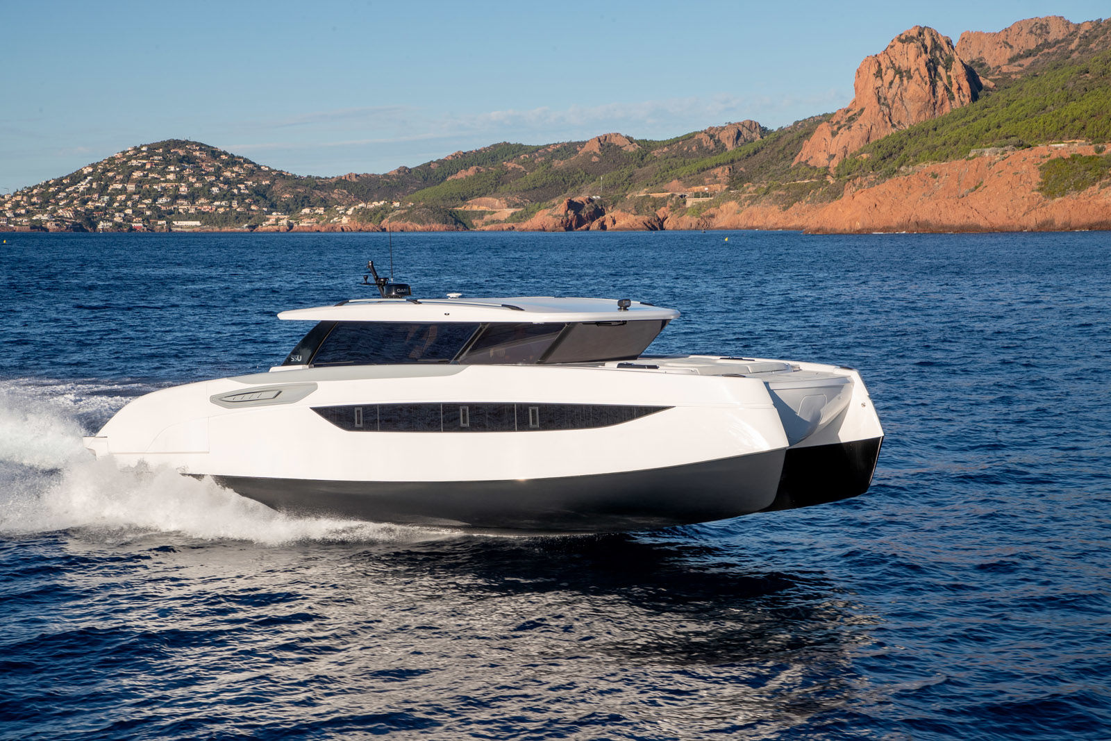 Sunreef 55 Ultima - Powercat that Really Catches Your Eye! - Multipower ...