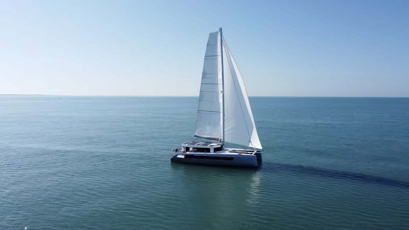 Windelo 54 Yachting - Boat Review Teaser - Catamaran - Multihulls World ...